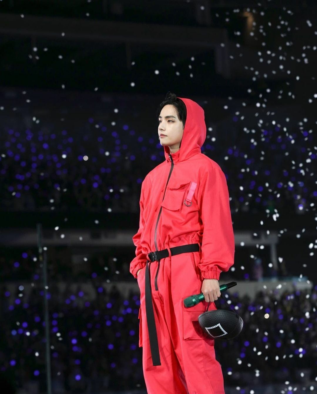 10 Fan-Taken Photos Of BTS's V That Prove He's Even More Gorgeous In ...