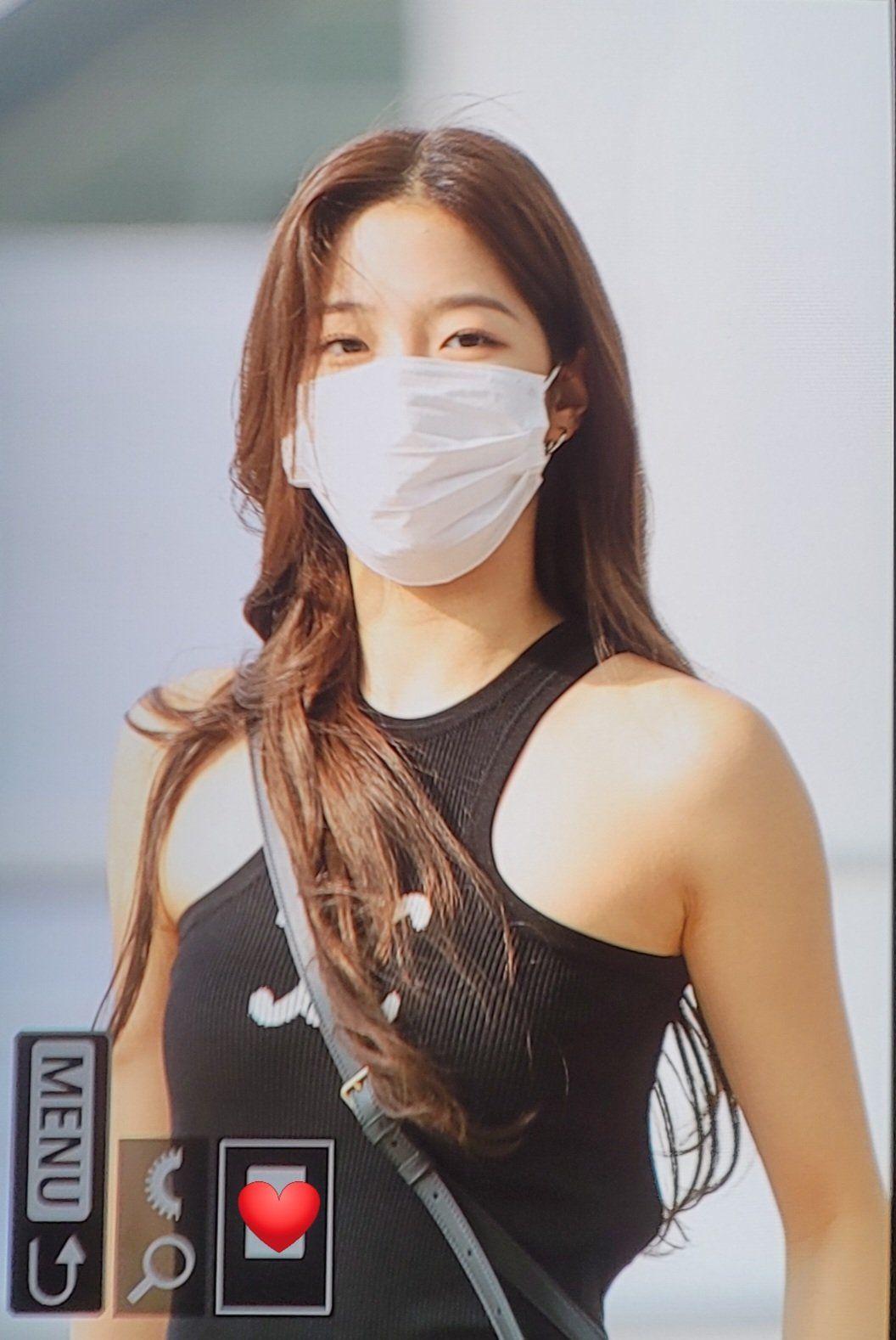 15+ Photos Of LE SSERAFIM Kazuha's Real Life Visuals That Are So ...