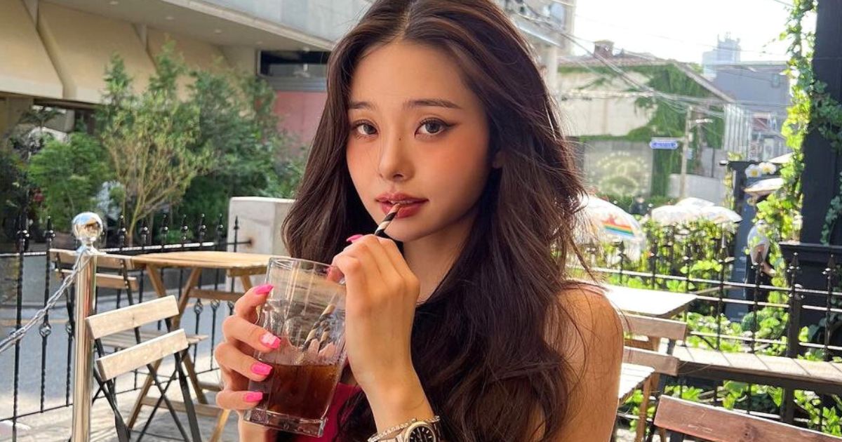 "I Weigh 41.6 Kg": Influencer Song Ji A Spills The One Thing She Keeps ...