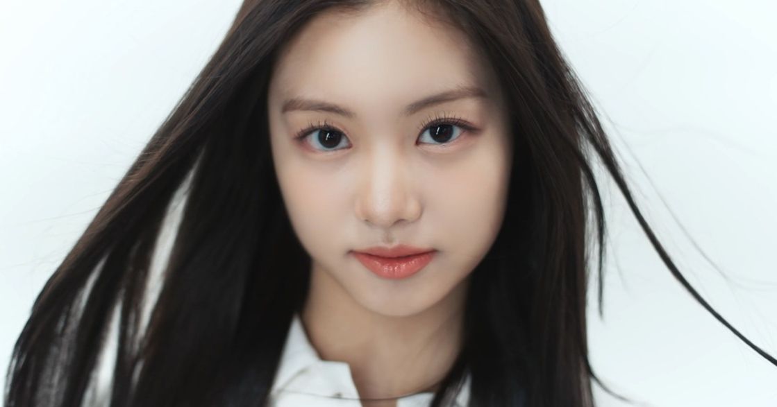 Recently Shared Photos Show Former LE SSERAFIM's Kim Garam's Current ...