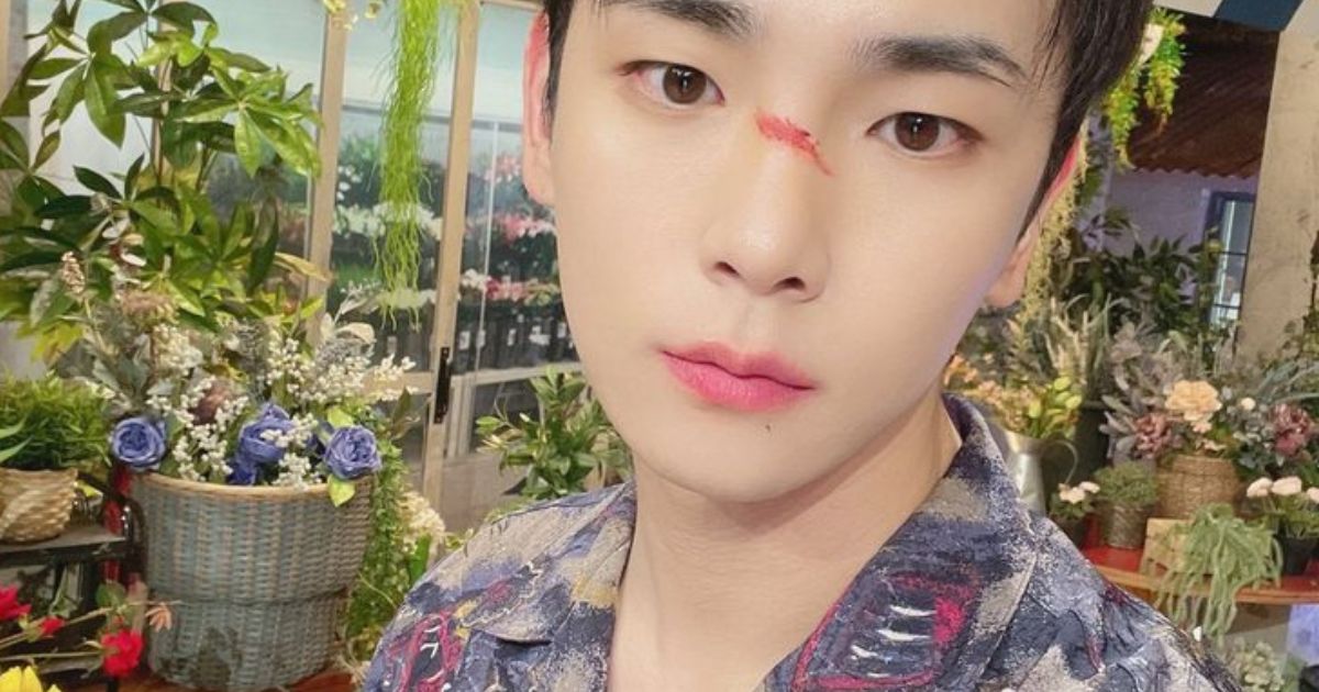 SHINee’s Key Makes A Lucky Fan’s Heart Flutter With Just A Single ...