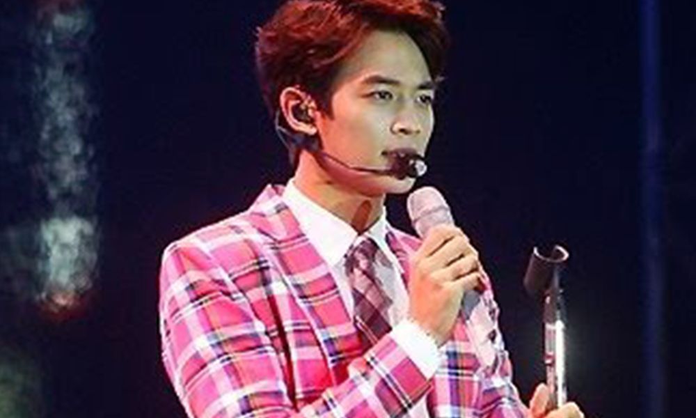 7 Male Idols That Can Make Pink Look Like A Masculine Color