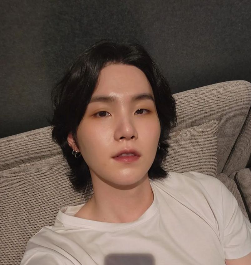 Here's How Gorgeous Each Of The BTS Members Look With Long Hair - Koreaboo