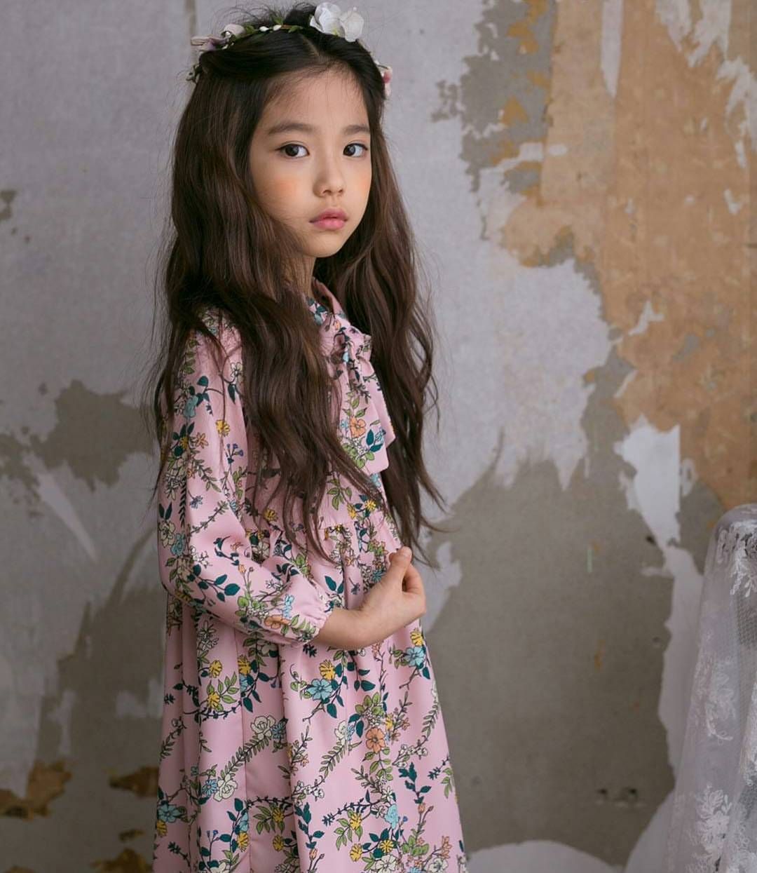 Two Popular Child Models Are Both Competing In "Universe Ticket" - Koreaboo
