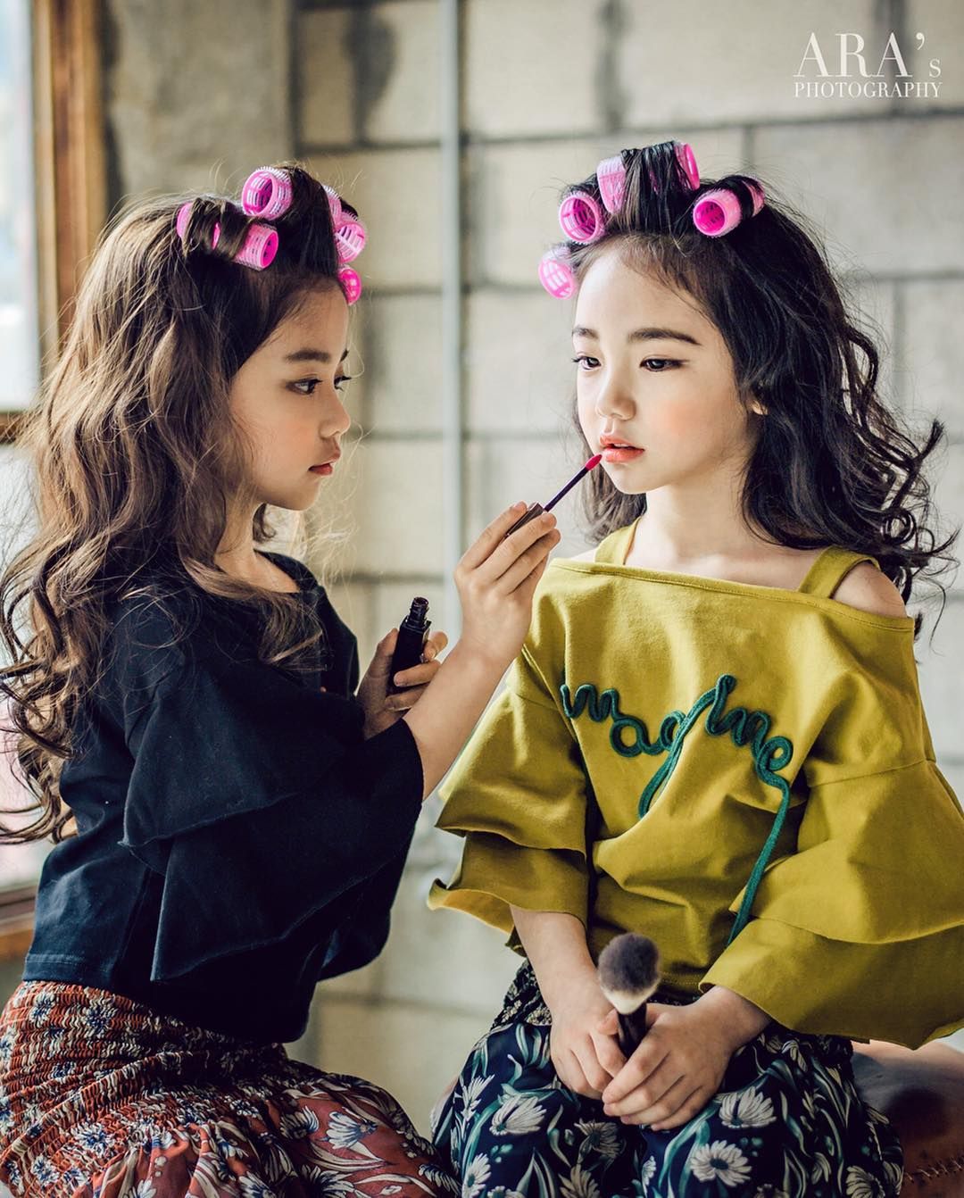 Two Popular Child Models Are Both Competing In "Universe Ticket" - Koreaboo