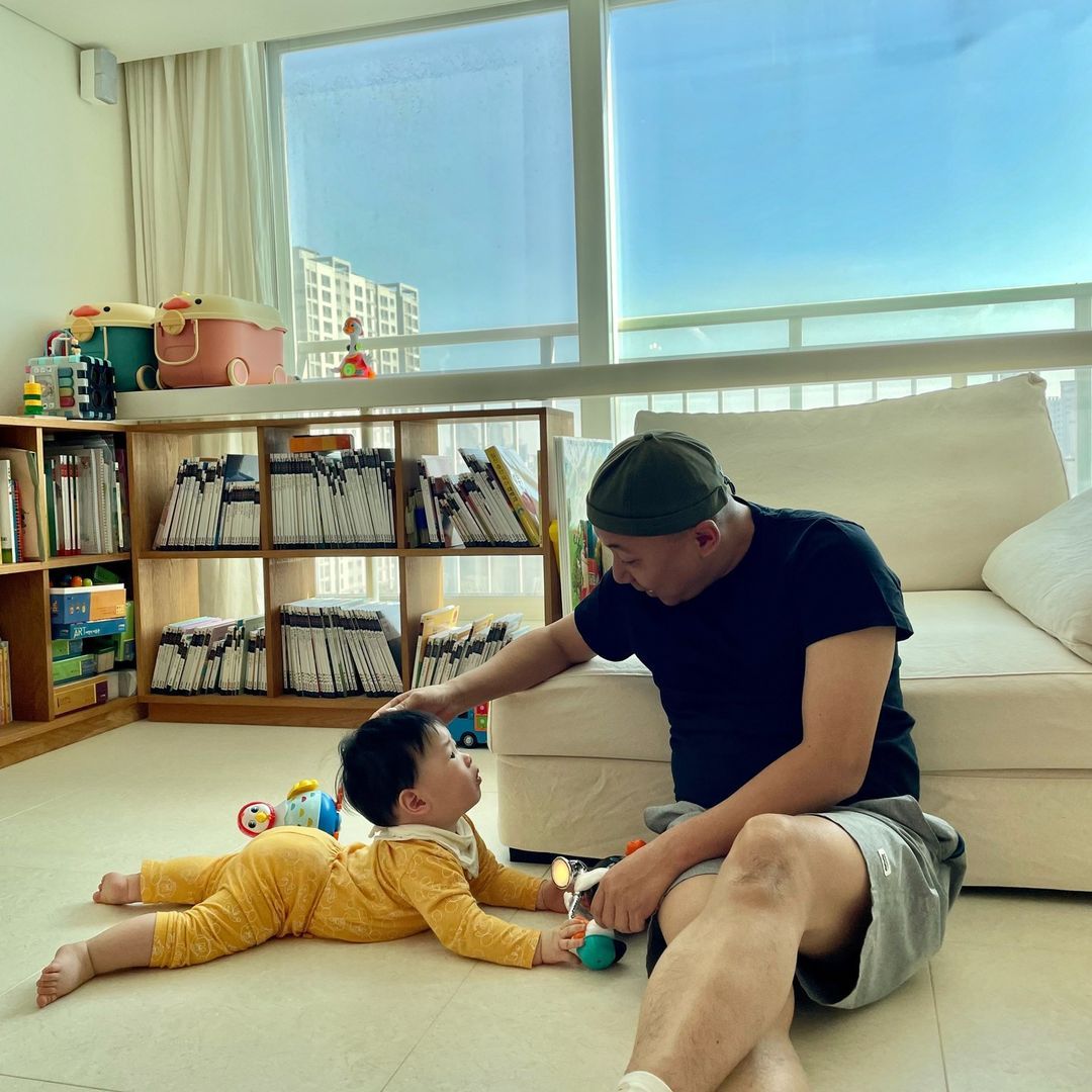 Popular Korean Webtoon Artist Is Under Fire For Secretly Recording His Son's Special Education ...