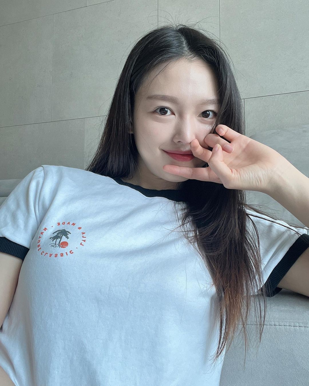 Kim Yoo Jung's Beautiful Older Sister Makes Surprise Wedding ...