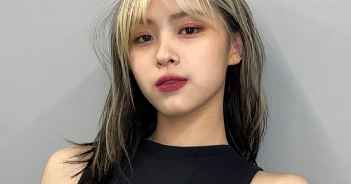 ITZY’s Ryujin Shocks Fans With Her Slender Waist In New Instagram ...