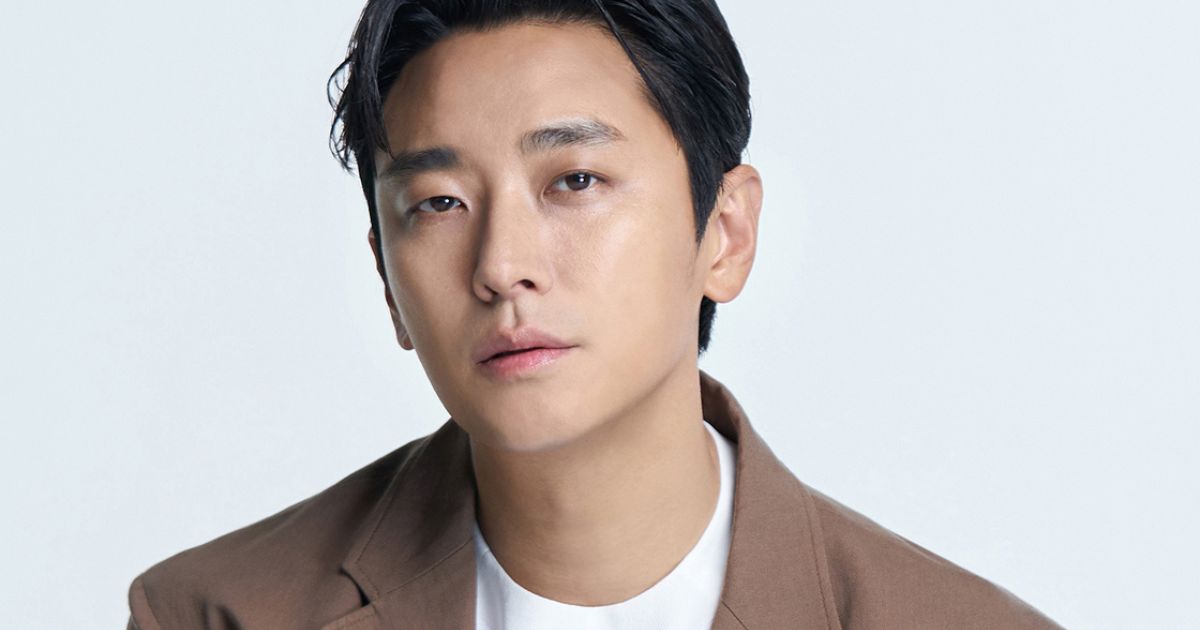 Ju Ji Hoon Was Told All Asians Look The Same — He Clapped Back Hard Koreaboo