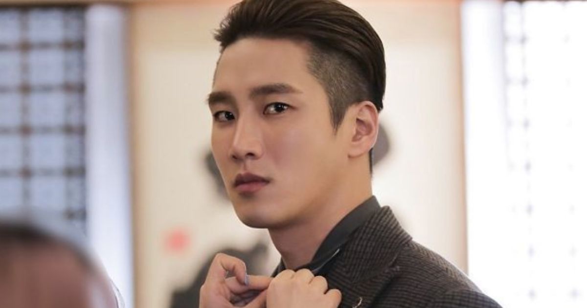 Ahn Bo Hyun Modestly Explains That He's Actually Not That Good-Looking ...