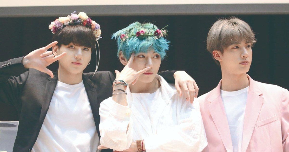 15+ GIFs Of The Magical BTS Bermuda Triangle Here To Bless Your Weekend ...