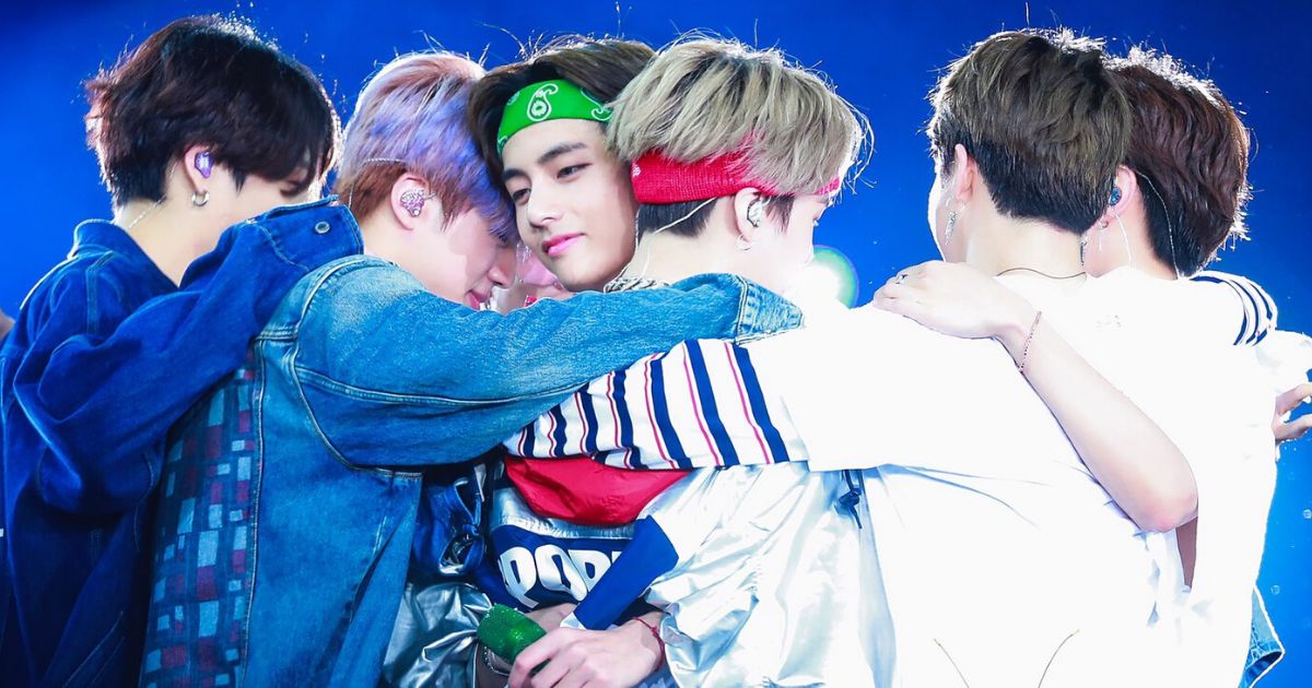 Literally Just 20+ High Definition Photos Of BTS Hugging Each Other ...