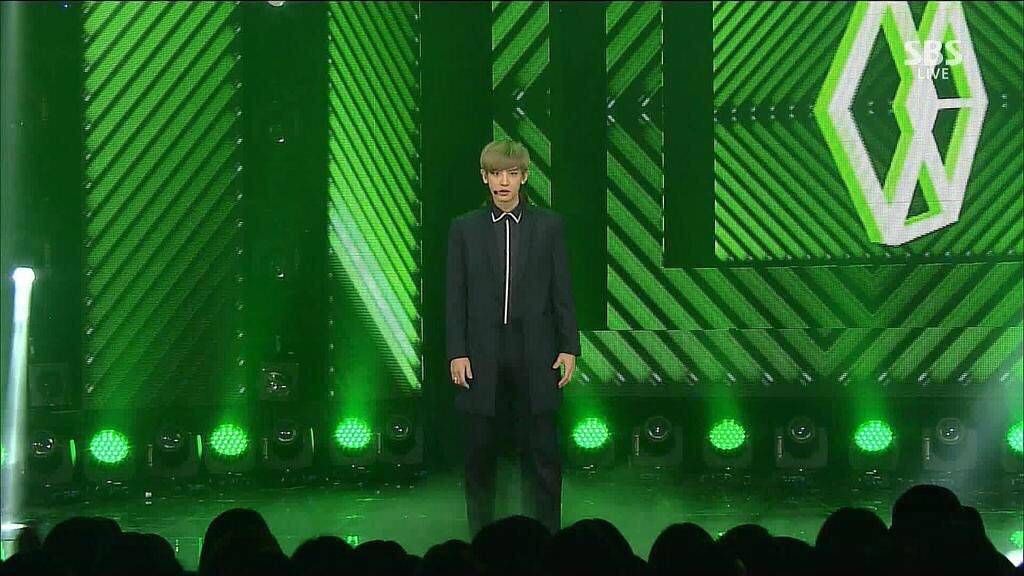 16 Times EXO's Chanyeol Was Just Too Tall For This World - Koreaboo