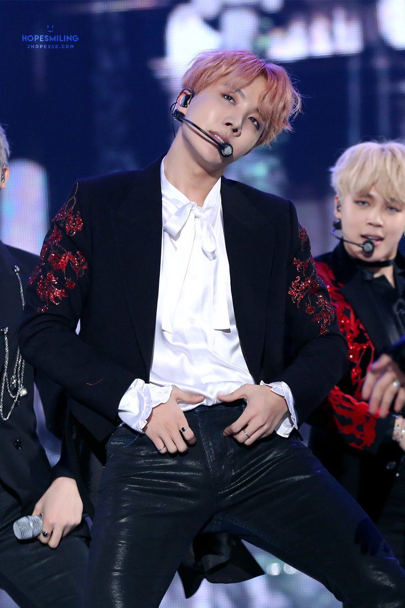 BTS’s J-Hope Feels A Sense Of Duty When It Comes To Dancing - Koreaboo