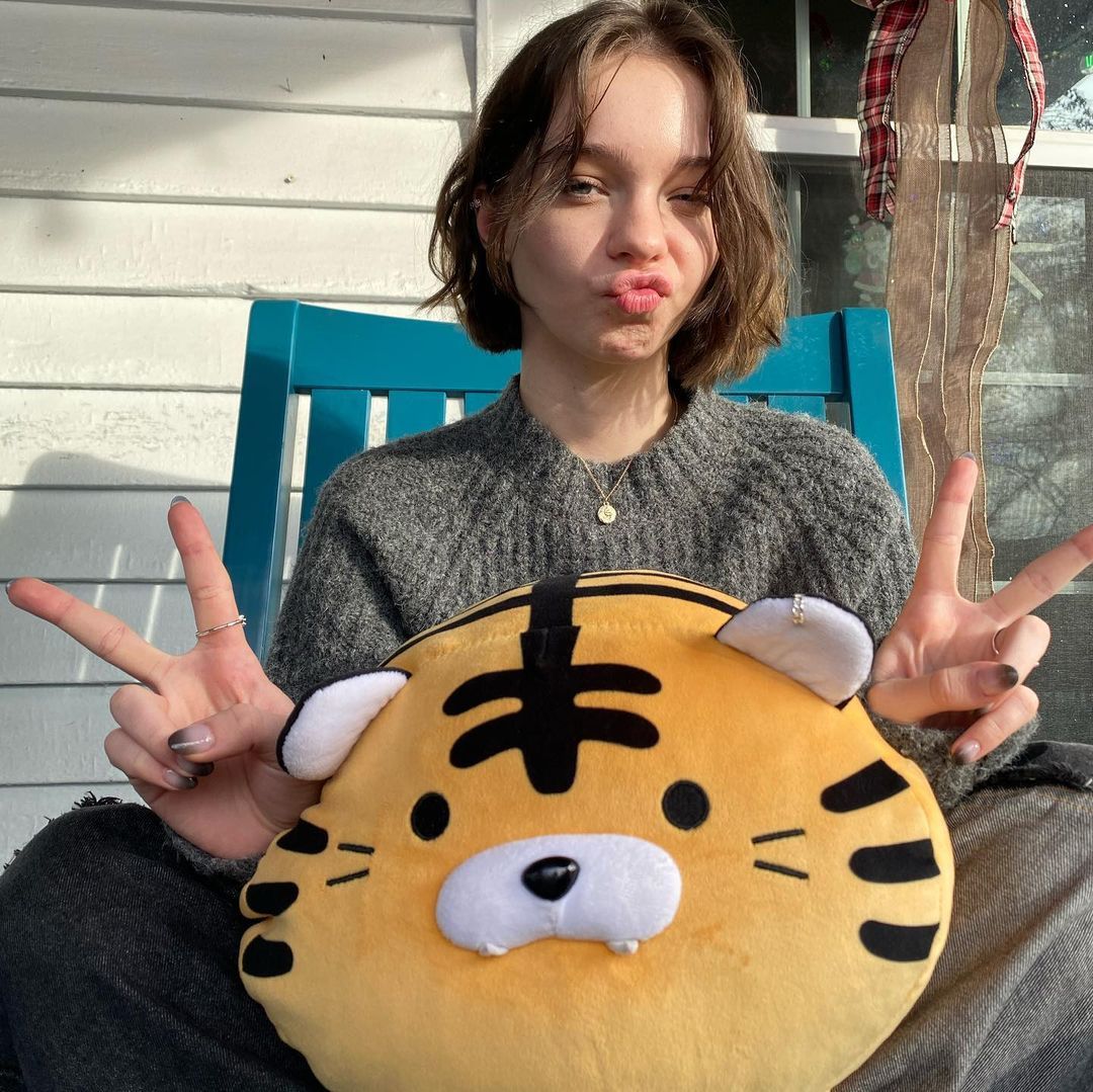 "Wednesday" Actress Emma Myers Names Her 2 SEVENTEEN Biases - Koreaboo