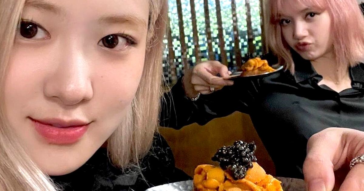 BLACKPINK's Rosé And Lisa End The Year With A Dinner Date - Koreaboo