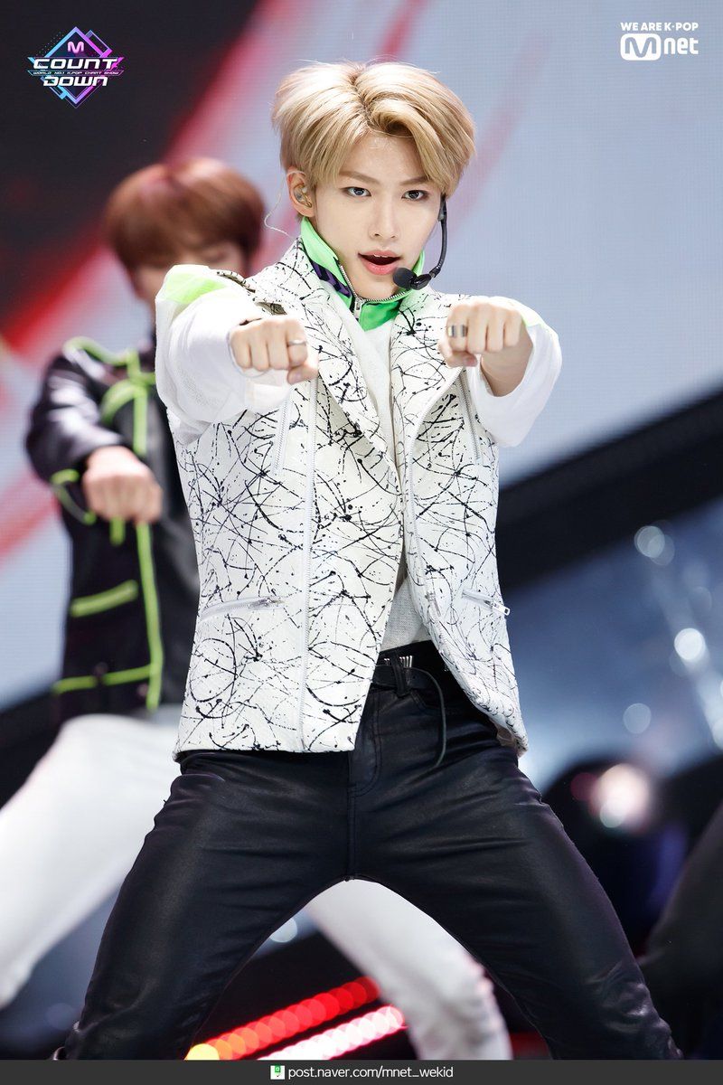 Stray Kids Felix's Hair Color Evolution Is As Iconic As He is - Koreaboo