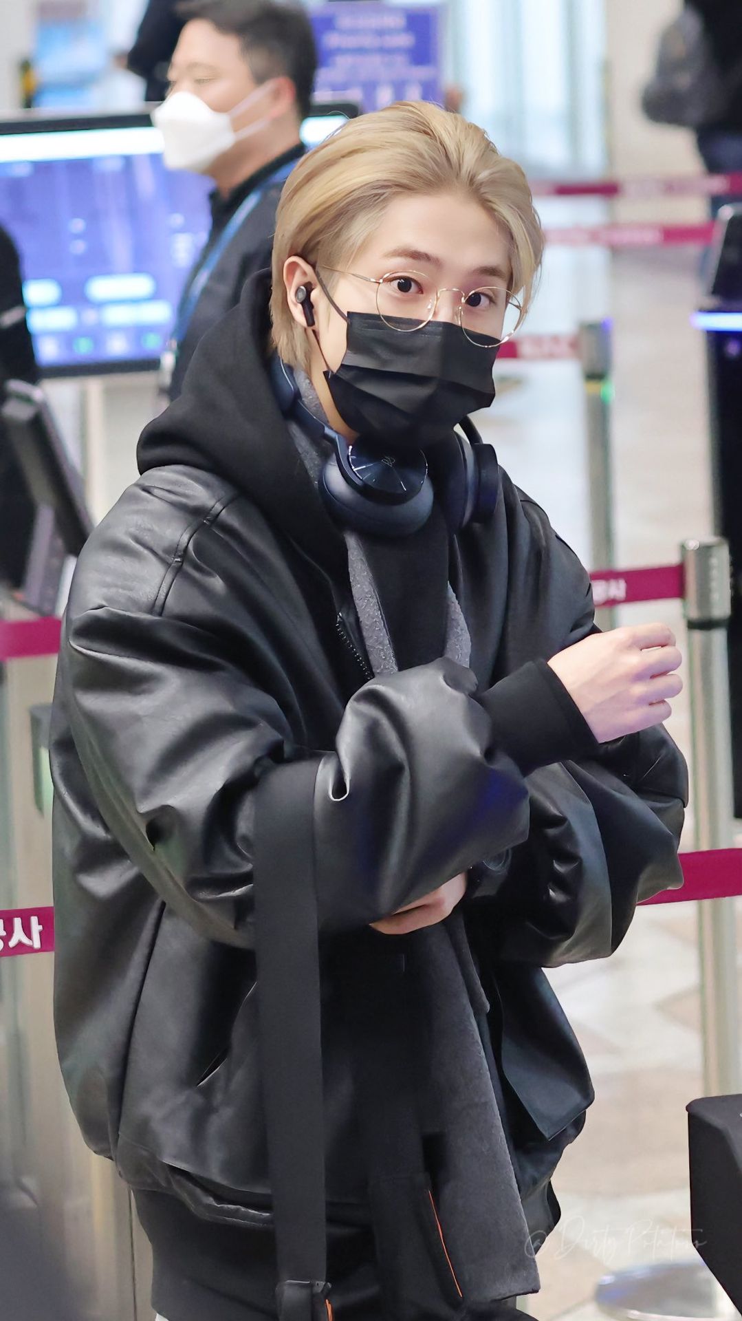 Stray Kids’ Han Shocks Fans With His Barefaced Visuals And New Unexpected Hair Color - Koreaboo