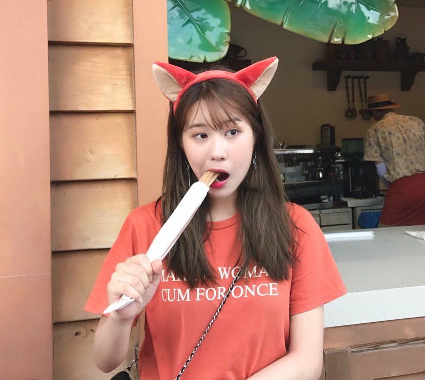 36 Of The Most Hilariously Inappropriate Shirts Idols Have Ever Worn ...