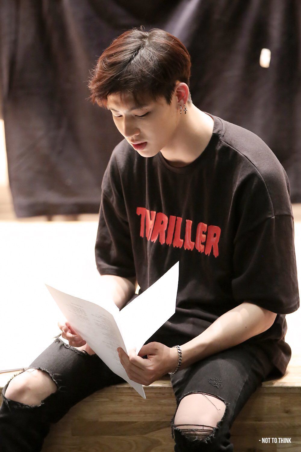 Just 15 Photos Of GOT7's JB Looking Hotter Than Surface Of The Sun In ...