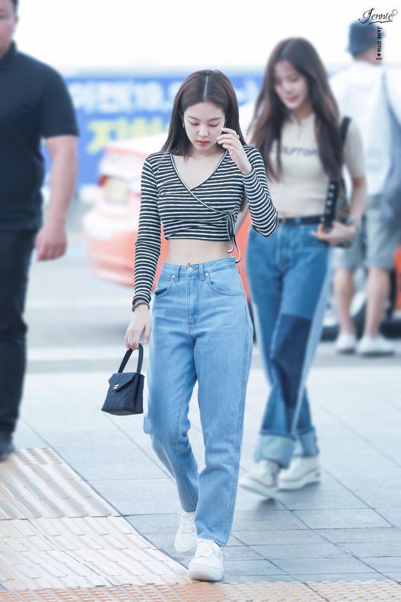 10+ Times BLACKPINK's Jennie Proved She's The Queen Of Proportions In A ...