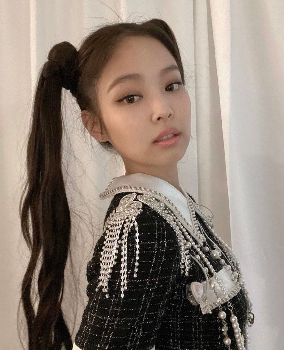 Korean Beauty Experts Name The 6 Hair Trends BLACKPINK's Jennie Is ...