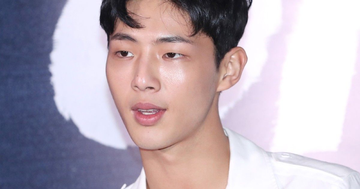 Actor Ji Soo Will Reportedly Enlist In The Military In October - Koreaboo