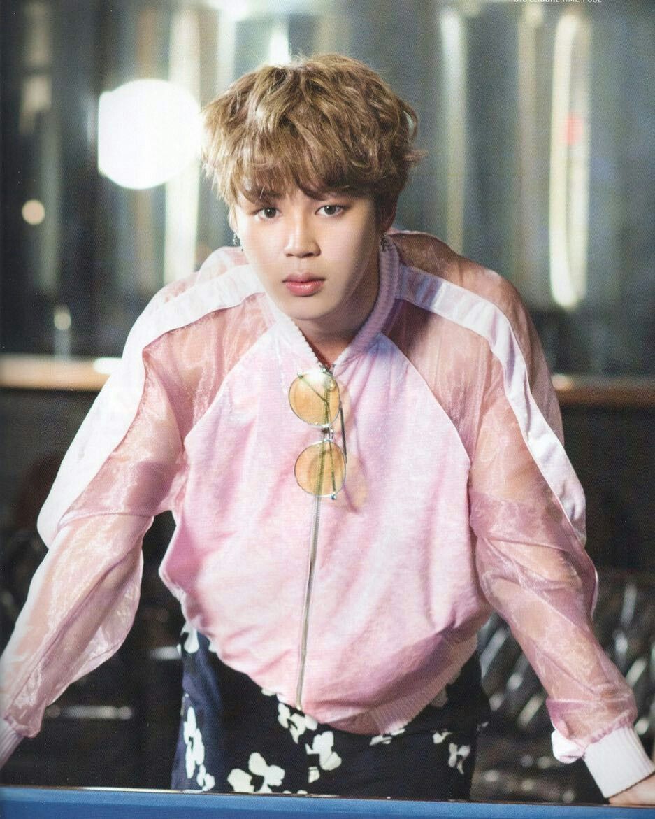 10+ Times BTS's Jimin Looked Smoking Hot In Pink - Koreaboo