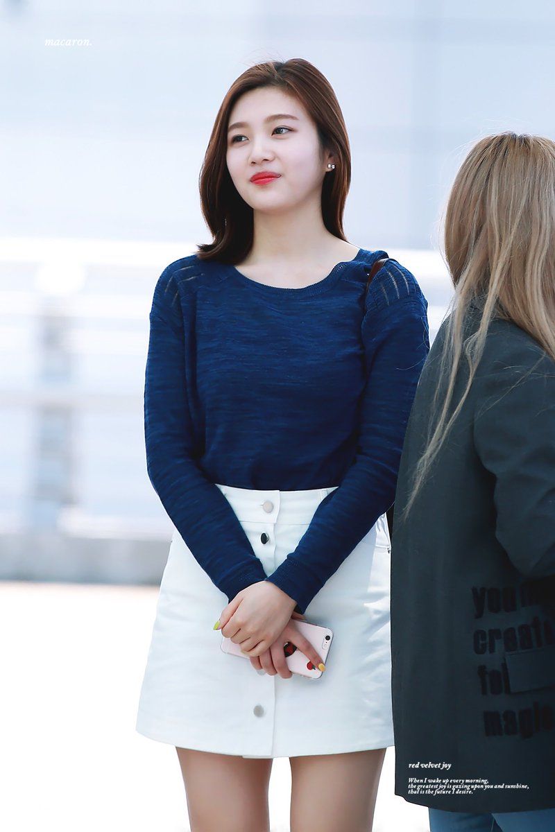 10+ Times Red Velvet's Joy Was The Prettiest Style Queen In Her Casual ...