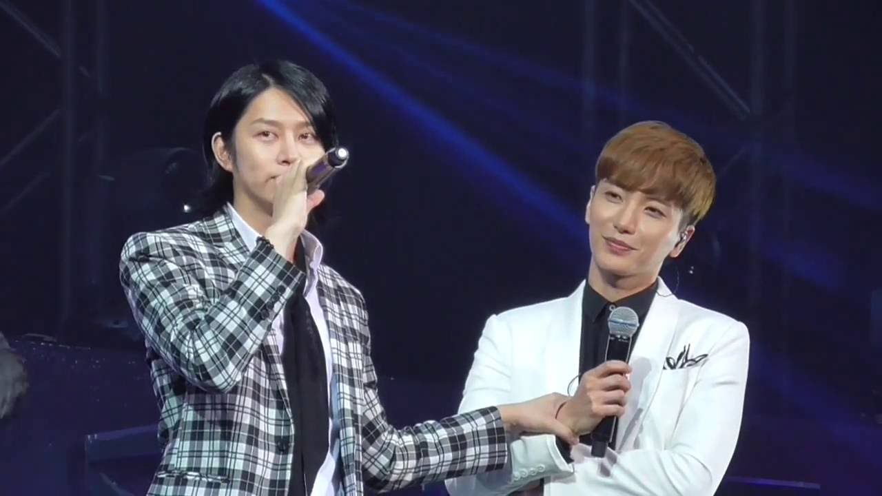 Leeteuk and Heechul Seeing Psychological Counseling, Leetuek Cries Talking About His Struggles ...