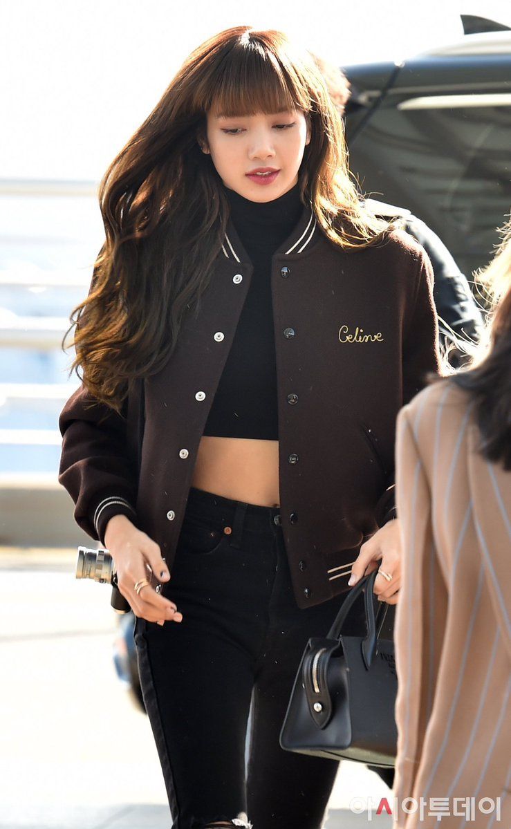 5 Times BLACKPINK's Lisa Served Looks In The Same Outfits As Boy Group ...