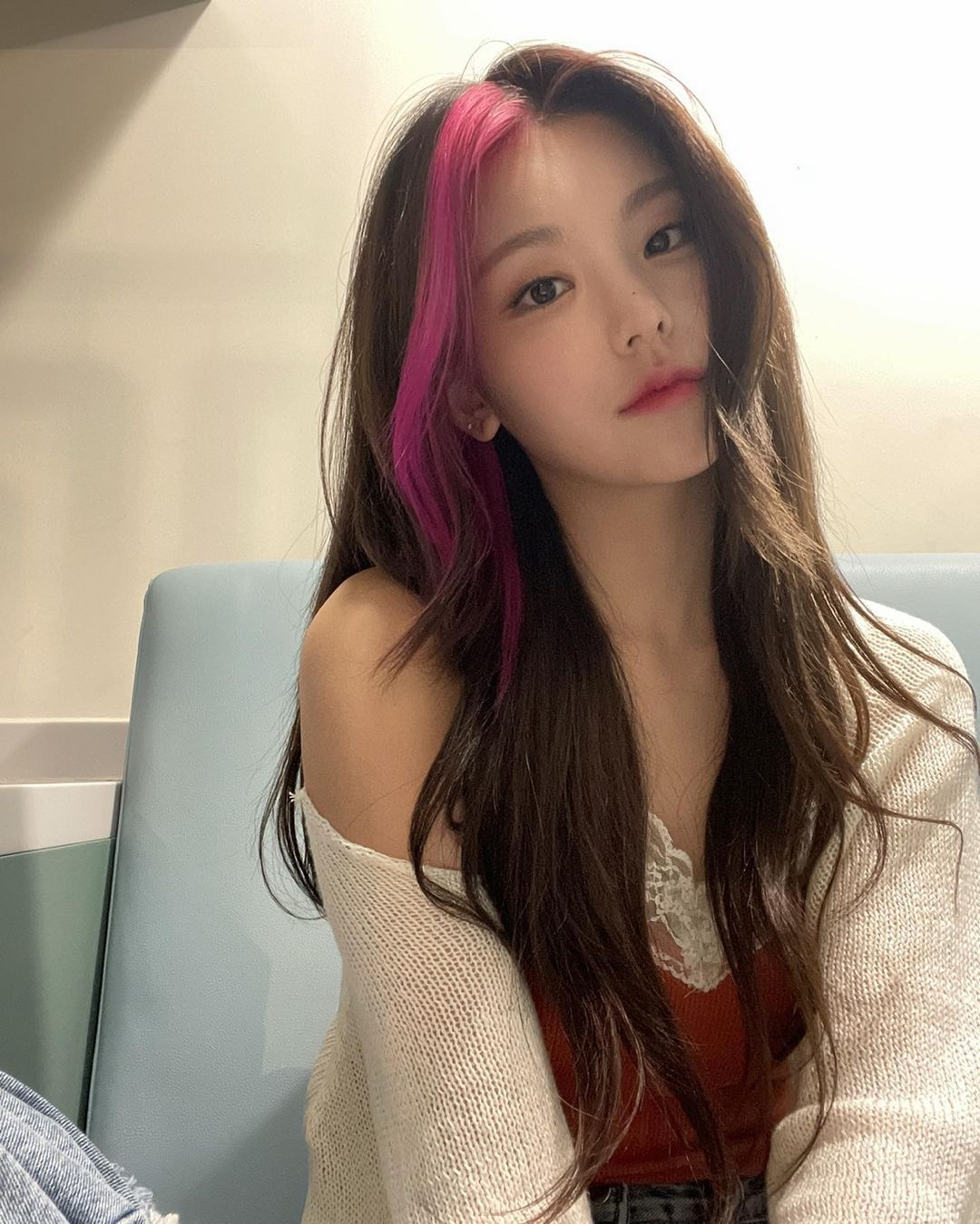 Here's How ITZY's Yeji Changed With Each Era, According To Netizens ...