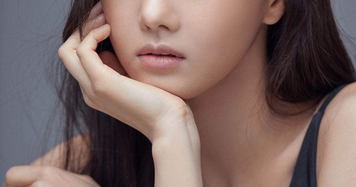 Rising Actress "Scolds" Fans To Stop Spending Money On Her - Koreaboo