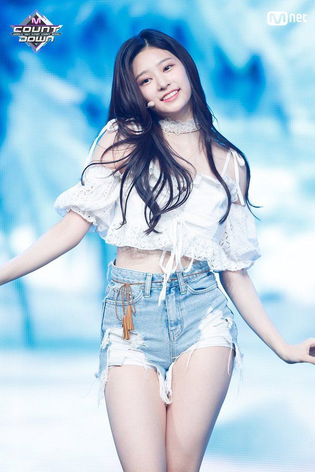 10+ Times IZ*ONE's Minju Had Fans Falling For Her Unreal Proportions ...