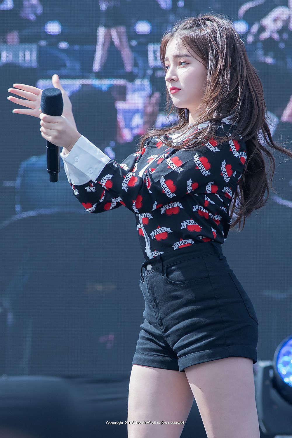 10+ Times Momoland's Nancy Defined Her Own Beauty Standards With Her ...