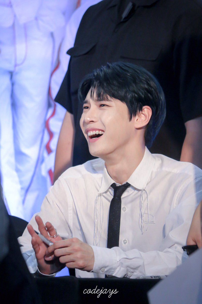 NCT's Doyoung Was Shook When A Fan Wore A Wedding Dress To Their Fansign - Koreaboo