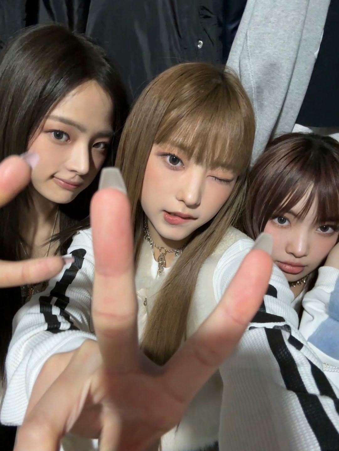 NewJeans Admits To Feeling The Pressure Of Debuting After HYBE Seniors BTS, TXT, ENHYPEN, And LE ...