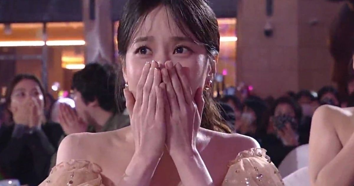 K-Netizens Are Touched By "Extraordinary Attorney Woo" Park Eun Bin's Daesang Speech - Koreaboo