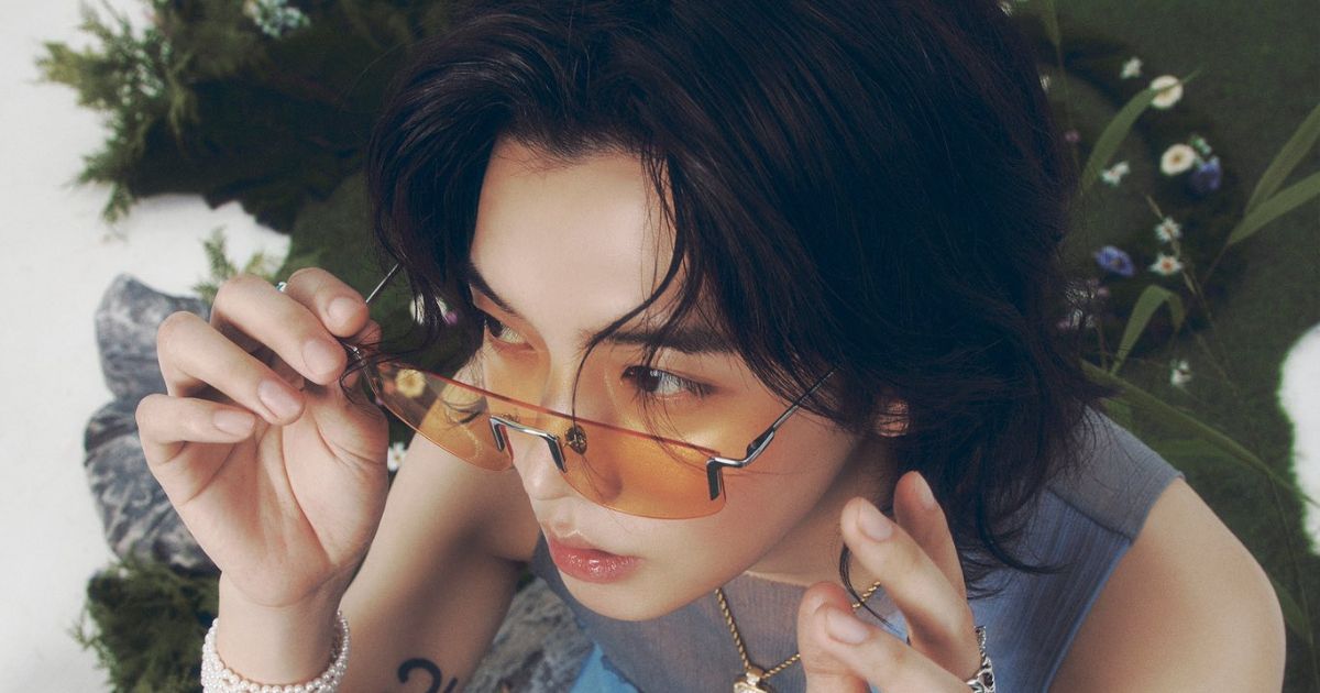 Former NU’EST’s Ren Drops Kitschy Concept Photos For “Ren’dezvous ...