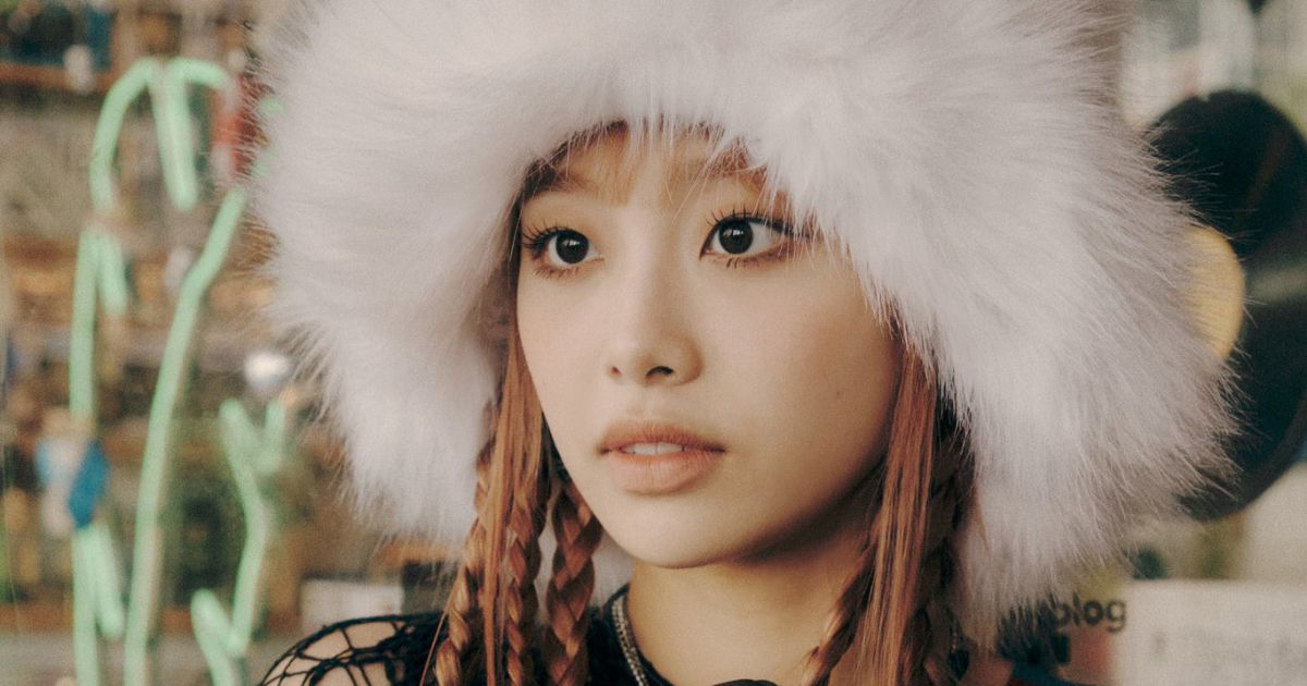 Chuu Unveils “Howl” Official Music Video Trailer - Koreaboo