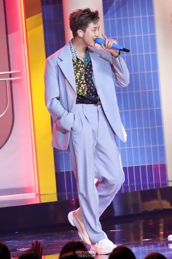 Here Are The Hidden Meanings Behind BTS’s Personal Mic Colors - Koreaboo