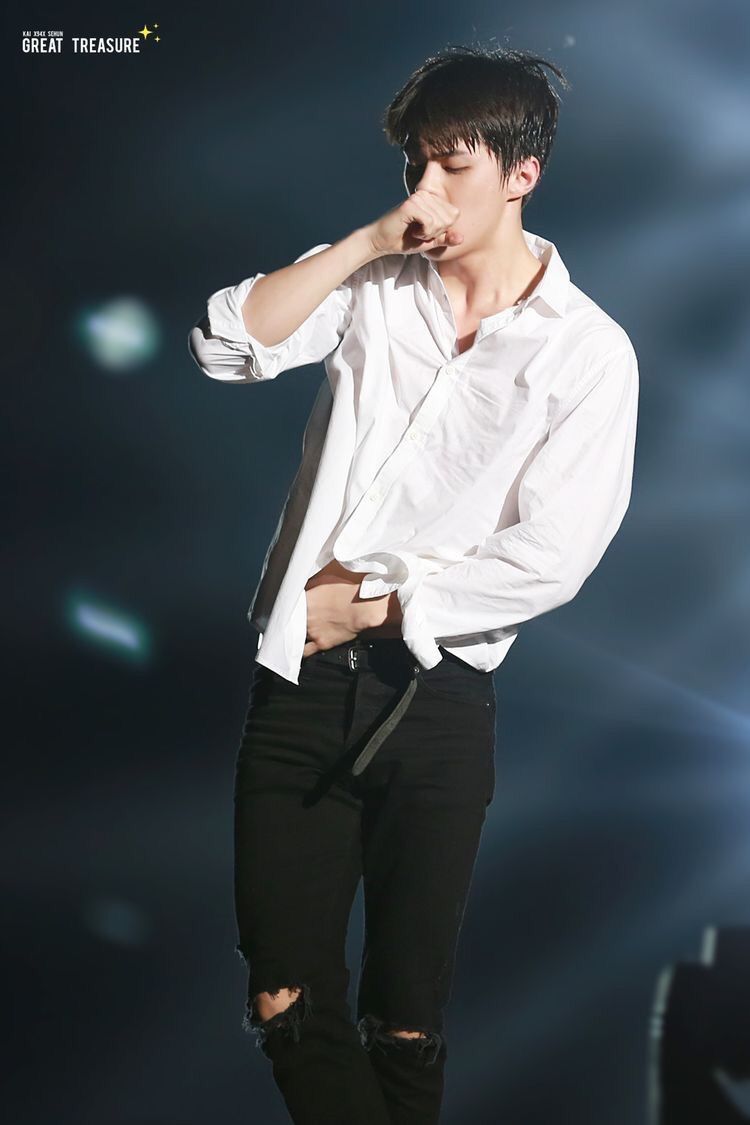 These 21 Photos Of EXO Sehun's Unreal Proportions Will Have You ...