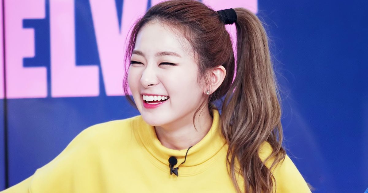 Red Velvet's Seulgi Is Stealing Everyone's Hearts With Her Enchanting ...