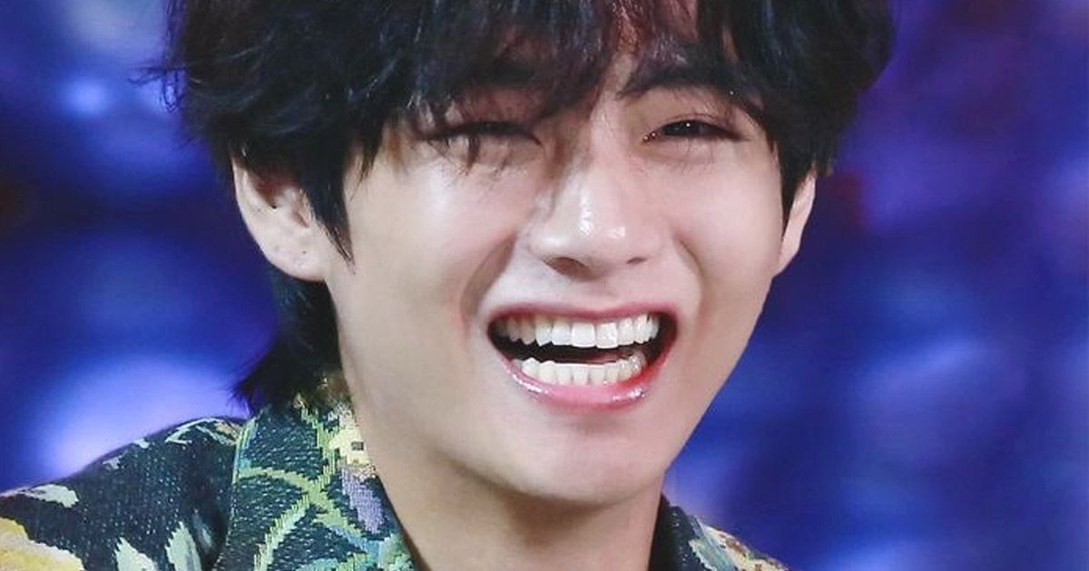 How BTS V’s Smile Contradicts His True Personality, According To A ...
