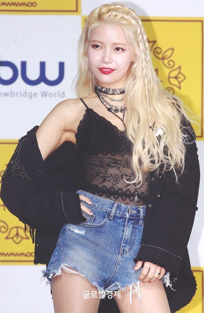 Here Is MAMAMOO Solar's Gorgeous Hair Color Evolution, From Debut Until ...