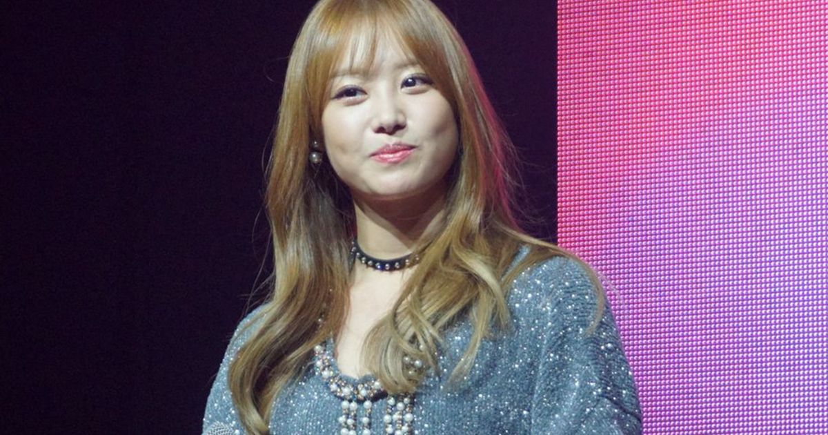 TS Entertainment Can't Confirm Nor Deny Dating Rumors About Song Ji Eun Because She's Unreachable