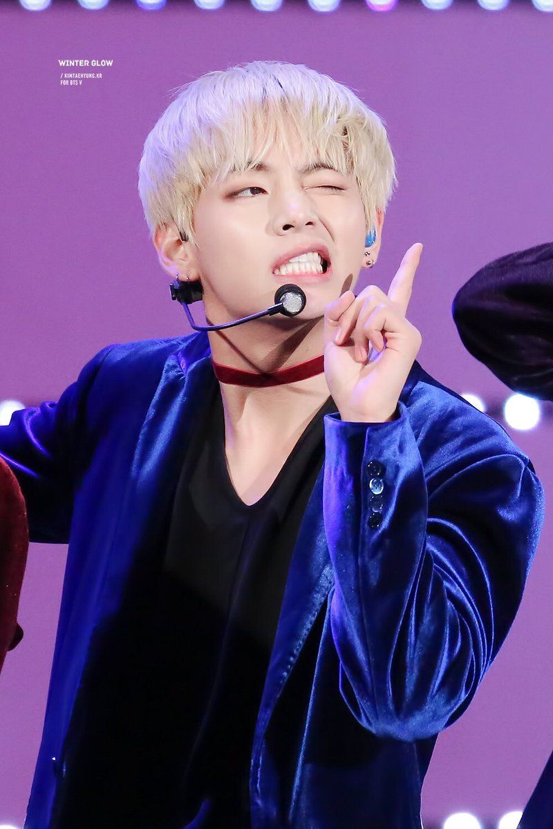 10+ Pictures of BTS V’s Stage Faces You Need To See Right Now - Koreaboo