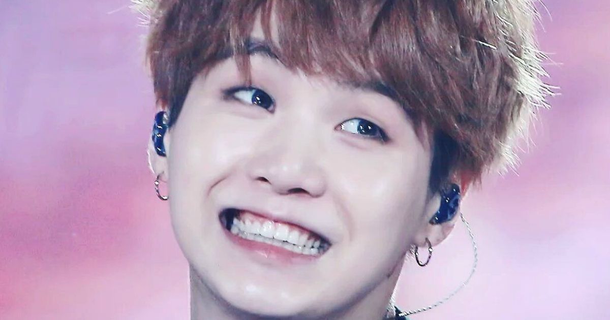 These Idols Are Known Among Netizens For Their Mouth-Cave Smile - Koreaboo