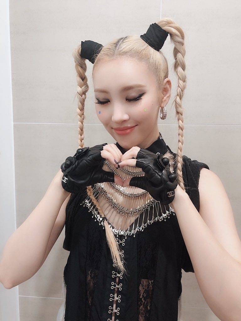 11 Times Sunmi Had The Most Creative And Unique Makeup Looks - Koreaboo