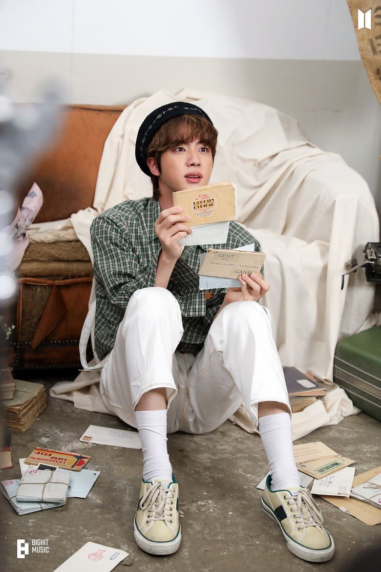 BIGHIT Music Releases 20+ New HD Photos of BTS Being Boyfriend Material ...